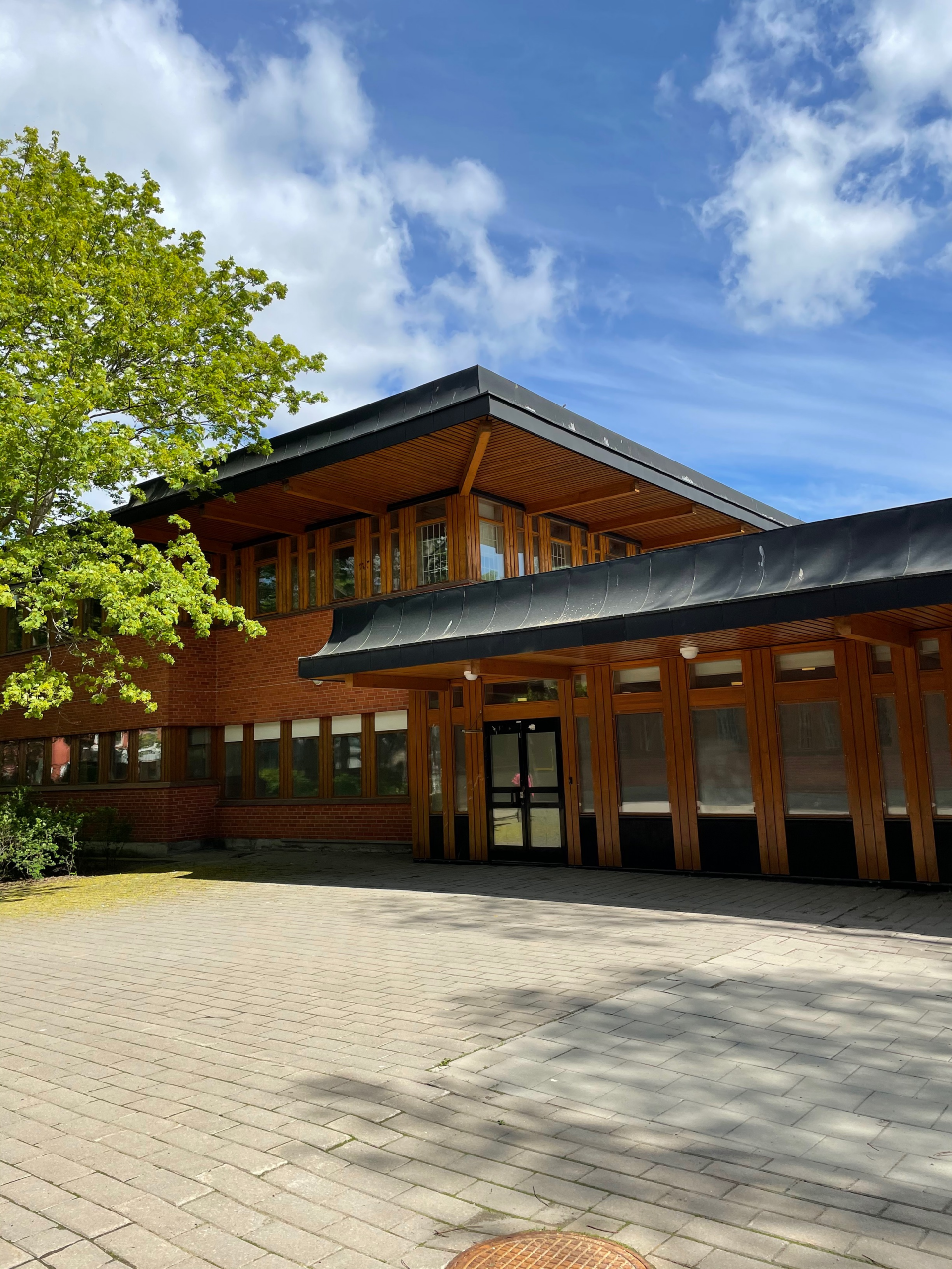 Hemsö har ingått hyresavtal med föreningen Tensta Träff - Hemsö